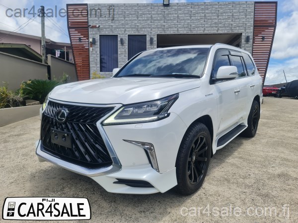 Lexus (2017) for Sale in Suva Fiji