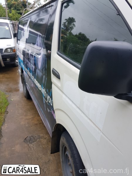 Toyota Hiace (2007) for Sale in Ba Fiji