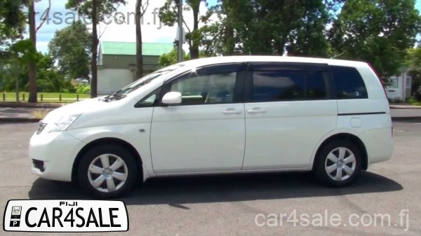 Toyota Isis (2013) for Sale in Suva CBD Fiji