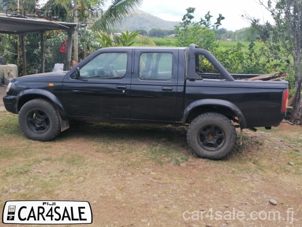 Nissan (2000) for Sale in Labasa Fiji